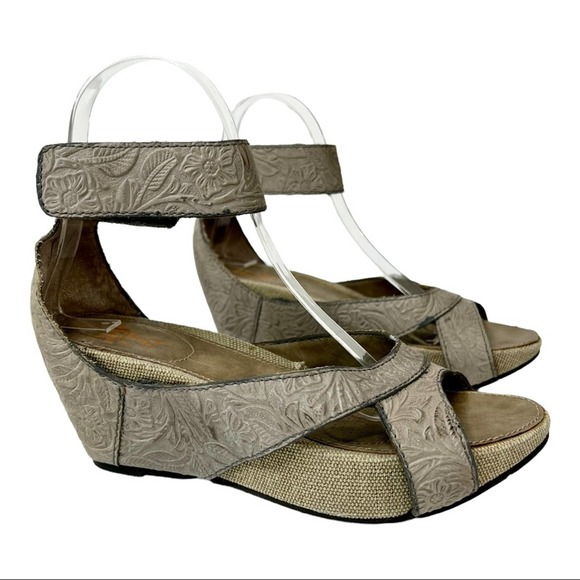 OTBT | Shoes | Otbt Hobart Platform Wedge Shoes | Poshmark